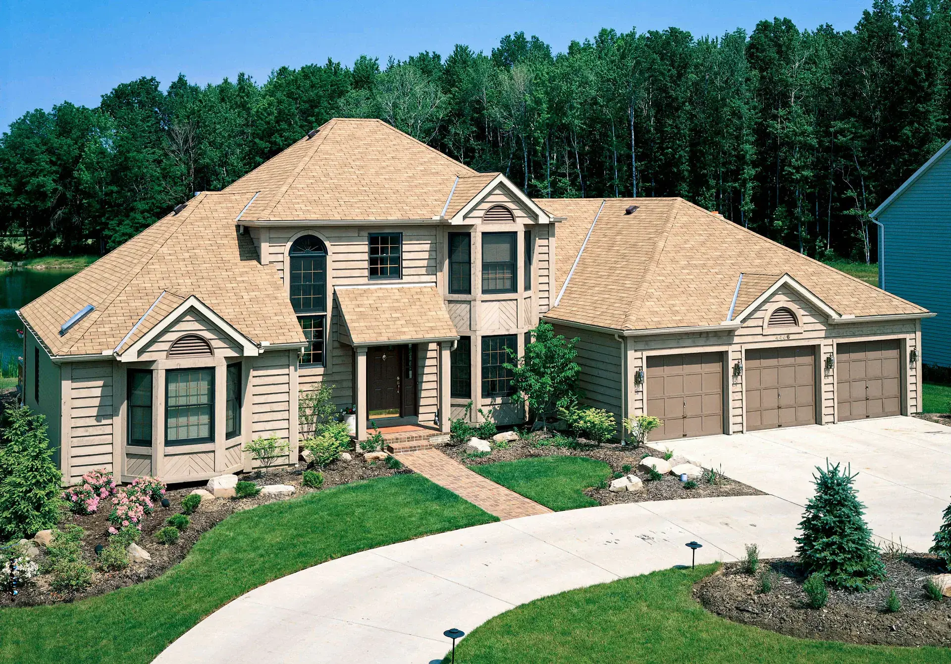 Plano Roofing, Gutter & Painting Pros | Inside & Out